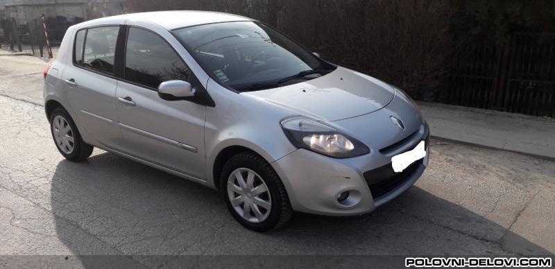 Renault Clio 1.5 Dci Kompletan Auto U Delovima