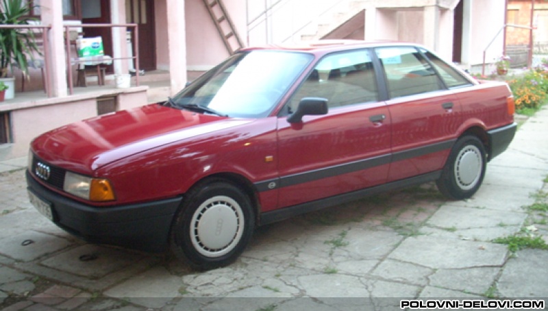 Audi 80 1.6 Benzin Kompletan Auto U Delovima