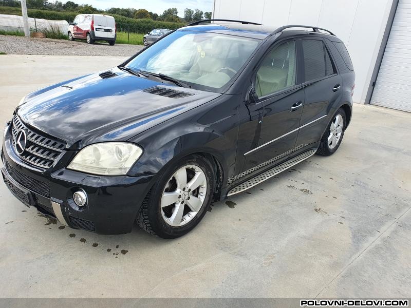 Mercedes ML W164 Kompletan Auto U Delovima