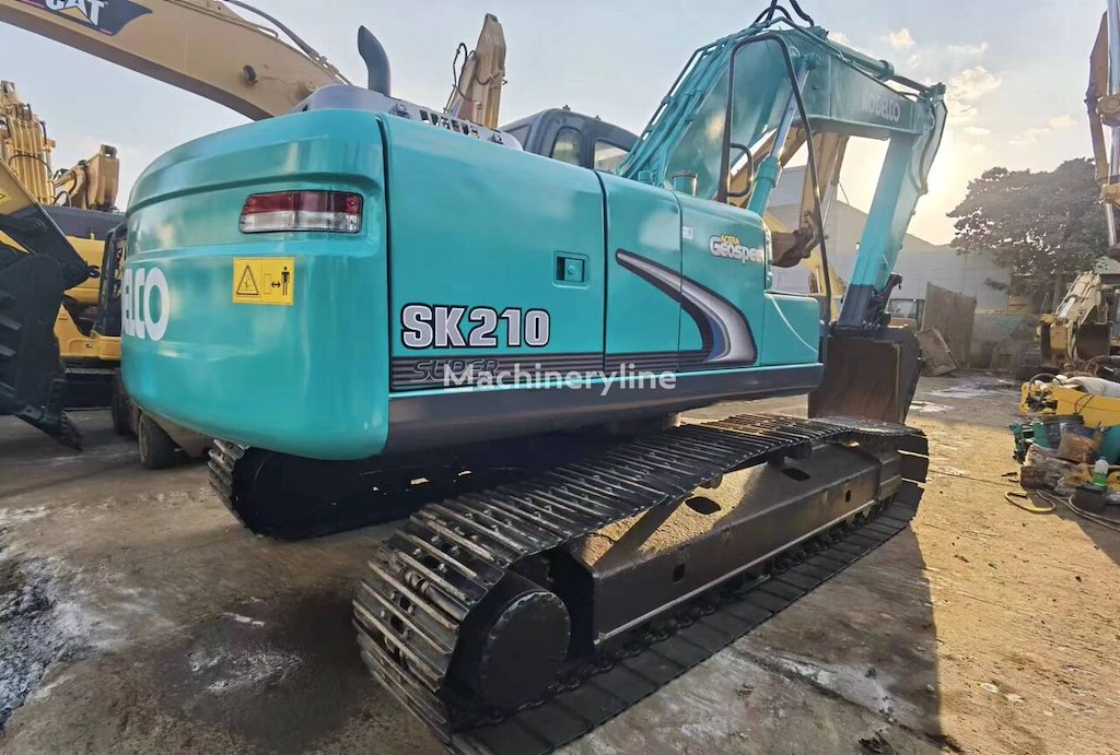 Kobelco SK210 bager guseničar