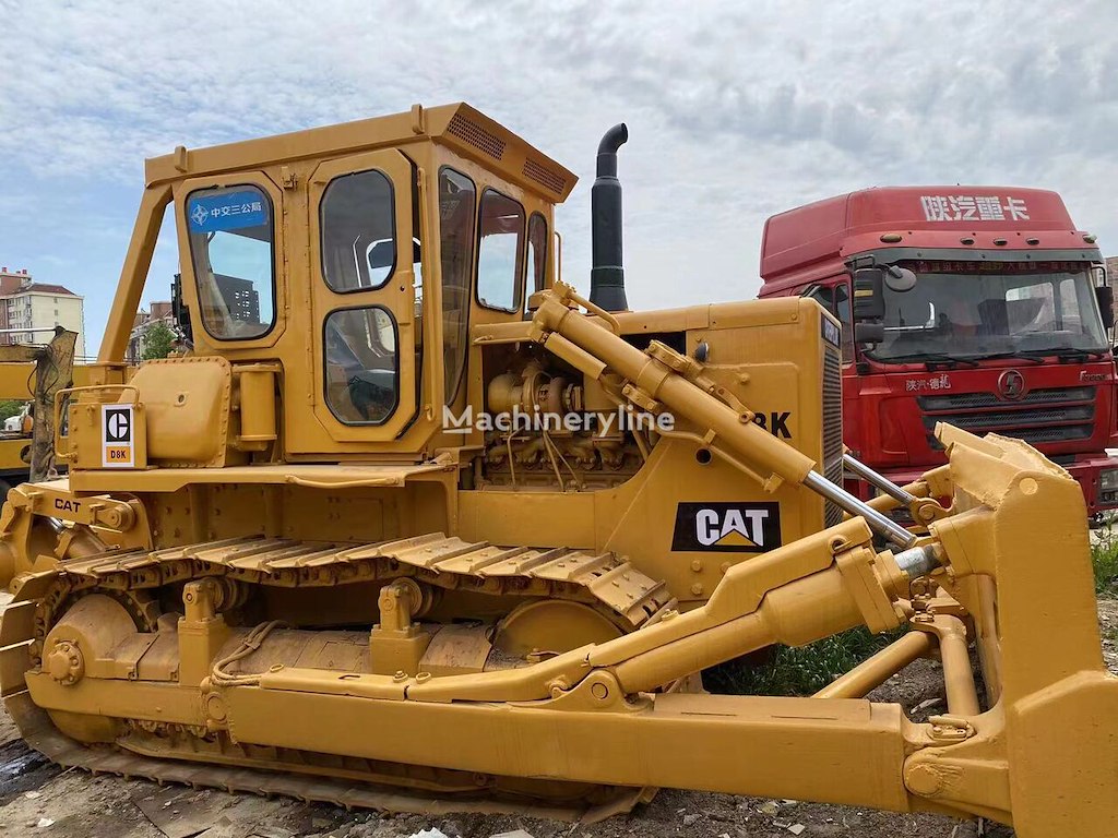 Caterpillar D8K buldožer