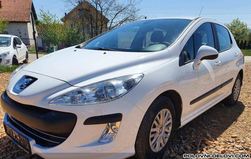 Peugeot 308 1.4 B Kompletan Auto U Delovima