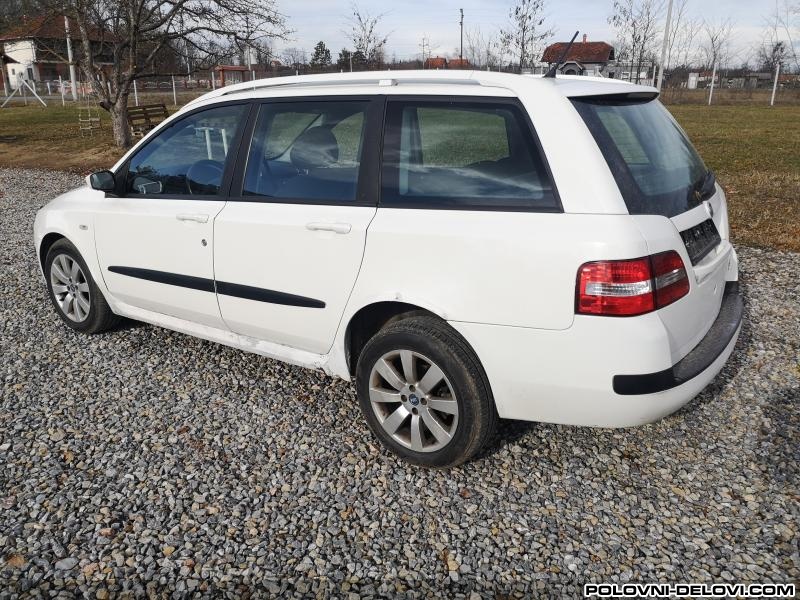 Fiat Stilo Kompletan Auto U Delovima