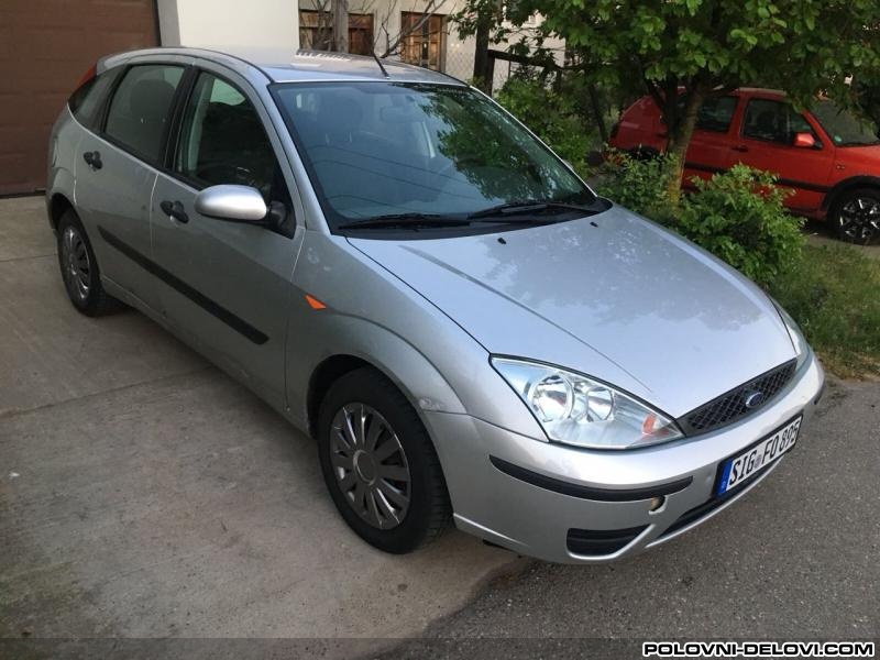 Ford Focus DELOVI Svetla I Signalizacija