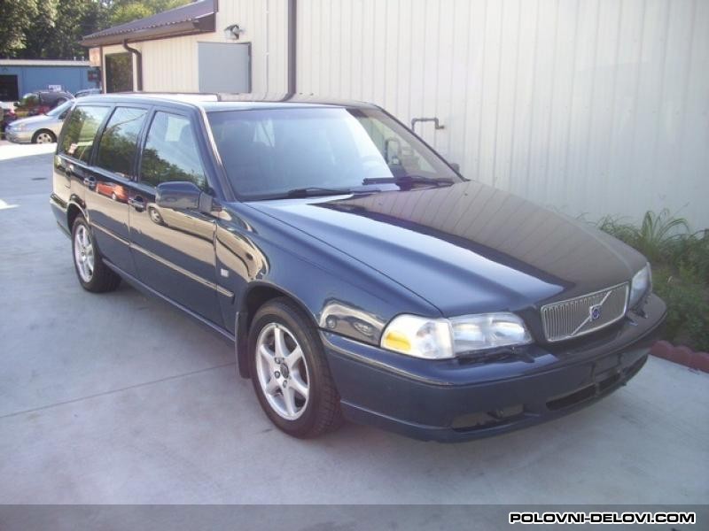 Volvo V70 2.4 2.4t Kompletan Auto U Delovima