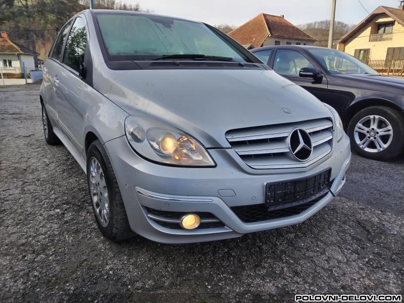 Mercedes B 150 .B160.B170.B180.B200 Kompletan Auto U Delovima