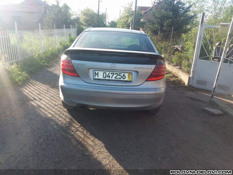 Mercedes C 200 C Klasa W203 Delovi Karoserija