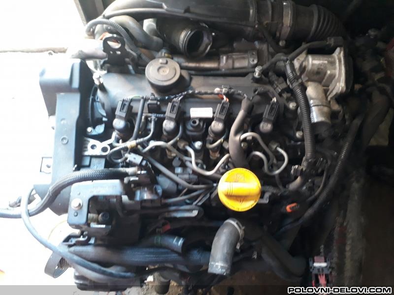 Renault Clio 1.5 Motor I Delovi Motora