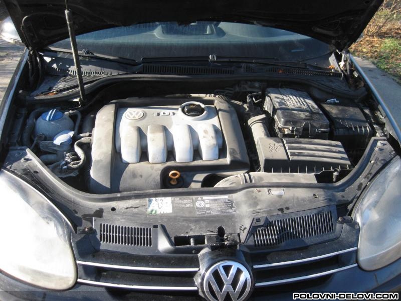 Volkswagen Golf 5 TDI 105 Ks Kompletan Auto U Delovima