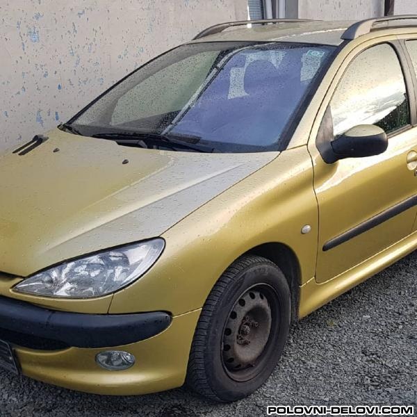 Peugeot 206 Kompletan Auto U Delovima