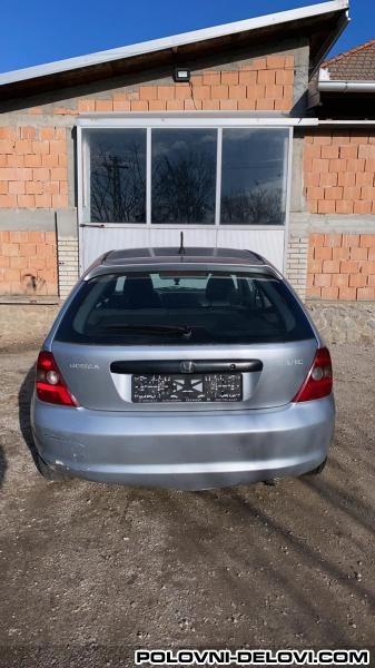 Honda Civic BZ Kompletan Auto U Delovima