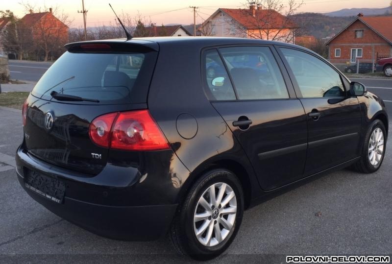 Volkswagen Golf 5 Kompletan Auto U Delovima