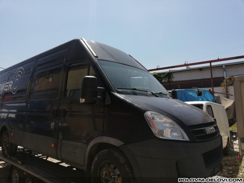 Iveco Daily Kompletan Auto U Delovima