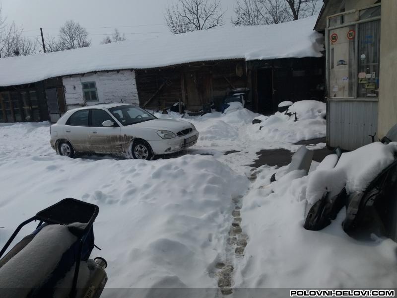 Daewoo Nubira Kompletan Auto U Delovima