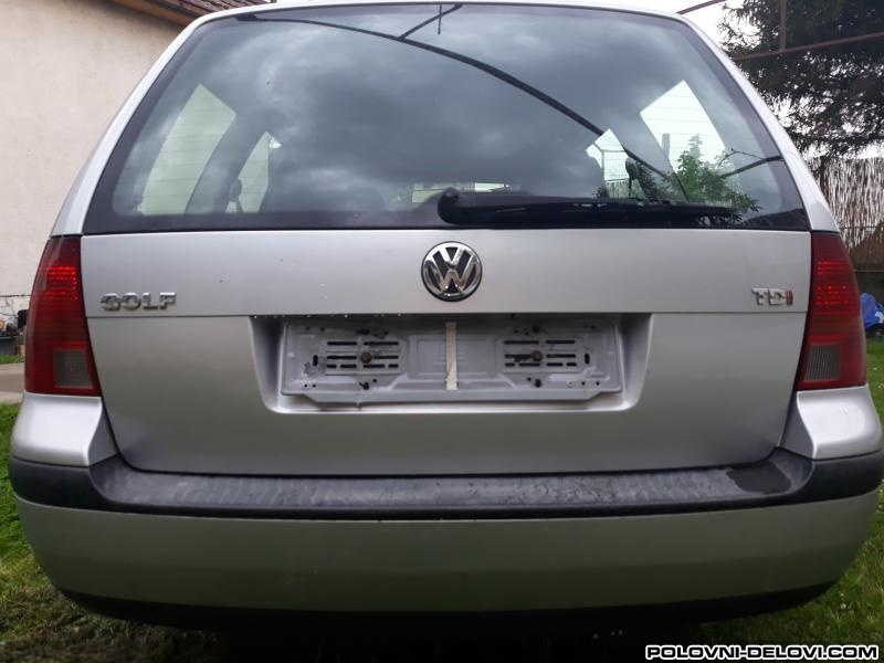 Volkswagen Golf 4 Kompletan Auto U Delovima