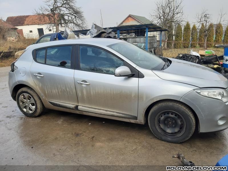 Renault Megane Kompletan Auto U Delovima