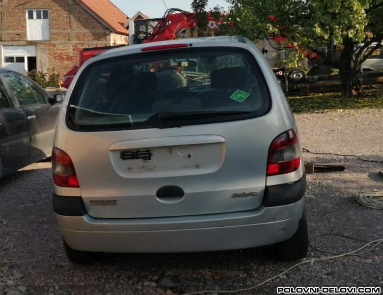 Renault Scenic 1.6 Svetla I Signalizacija