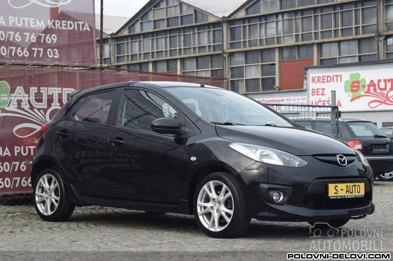 Mazda 2 De Kompletan Auto U Delovima