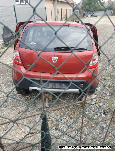 Dacia Sandero Stepway DIZELI I BENZINCI Kompletan Auto U Delovima