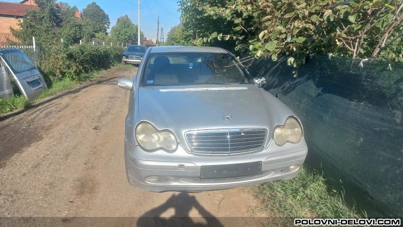 Mercedes C 220 C Klasa W203 Kompletan Auto U Delovima