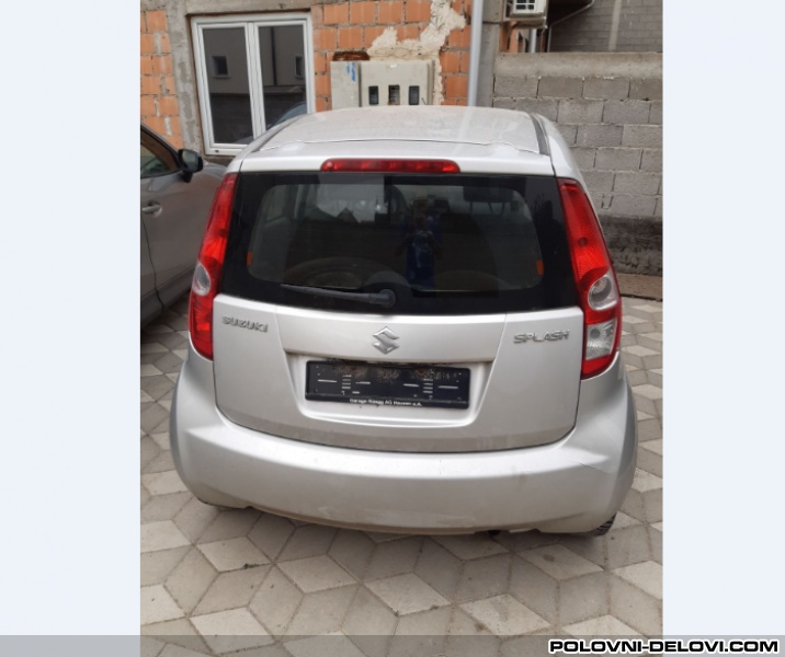 Suzuki Splash 1.0 Benzin Kompletan Auto U Delovima