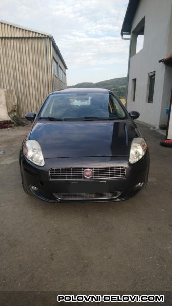 Fiat Grande Punto Kompletan Auto U Delovima