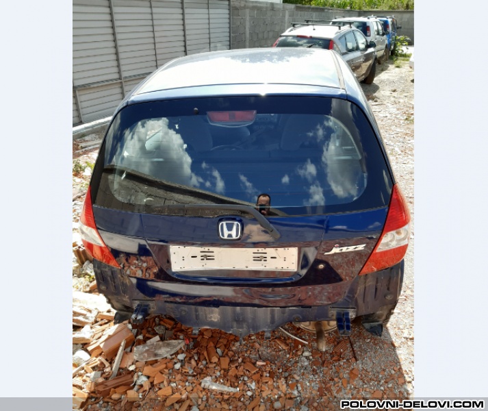 Honda Jazz Kompletan Auto U Delovima