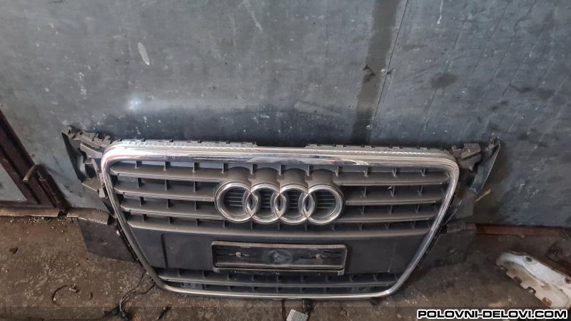 Audi A4 Prednja Maska Karoserija