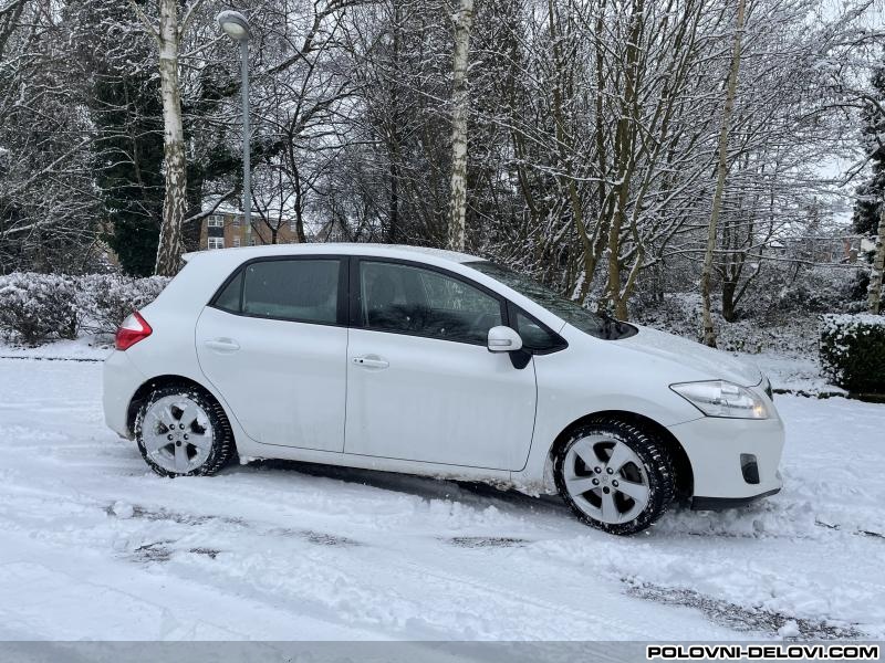 Toyota Auris Avensis RAV4 Kompletan Auto U Delovima