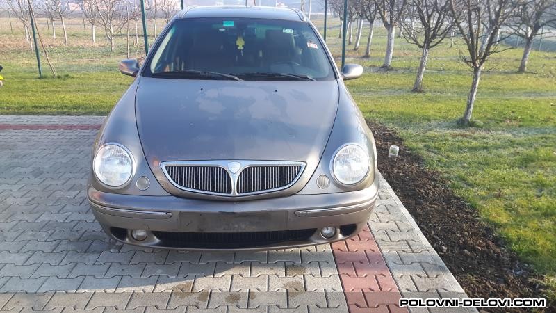 Lancia Lybra Kompletan Auto U Delovima