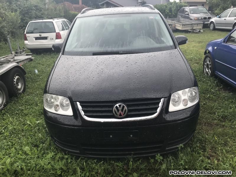 Volkswagen Touran 1.6fsi 16v Kompletan Auto U Delovima