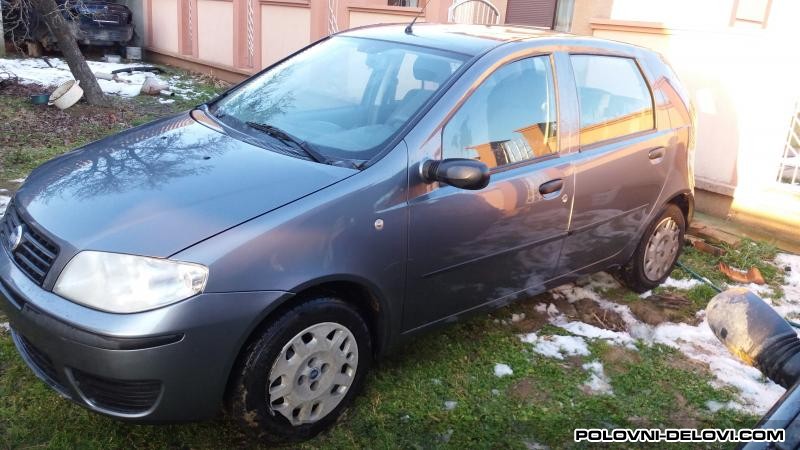 Fiat Punto Punto 3 Kompletan Auto U Delovima