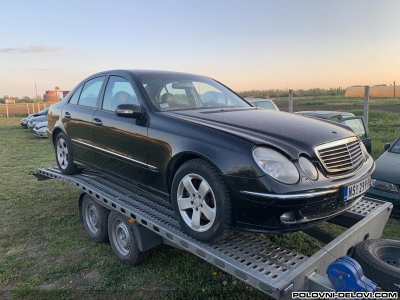 Mercedes E 220 Delovi Karoserija