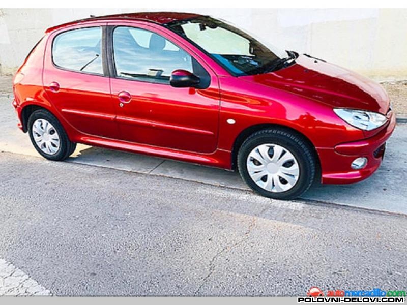 Peugeot 206 1.4 Hdi Delovi Karoserija