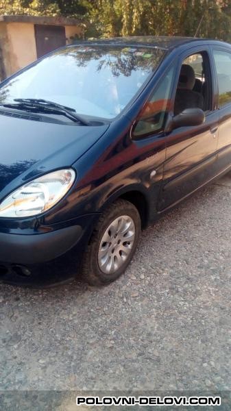 Citroen Xsara Picasso 1.8 16 V Kompletan Auto U Delovima
