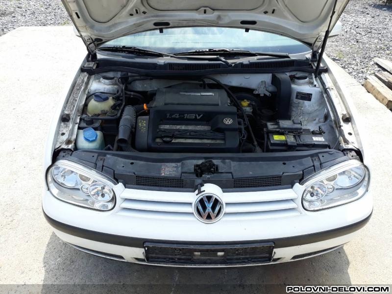 Volkswagen Golf 4 Kompletan Auto U Delovima