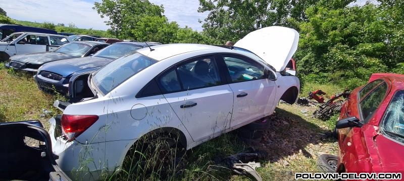 Chevrolet Cruze Komplet Za Delove Menjac I Delovi Menjaca