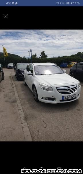 Opel Insignia Kompletan Auto U Delovima