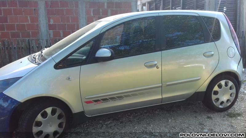 Mitsubishi Colt 1.3 Kompletan Auto U Delovima