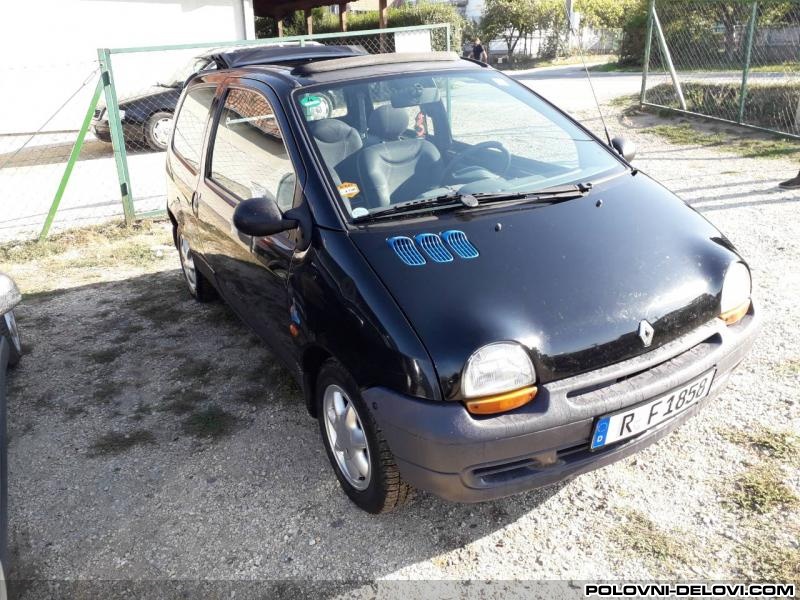 Renault Twingo Kompletan Auto U Del Kompletan Auto U Delovima