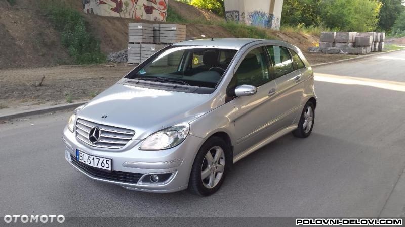 Mercedes B 180 B 170 180 200 CDI Kompletan Auto U Delovima