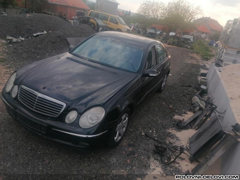 Mercedes E 200 Delovi Kompletan Auto U Delovima