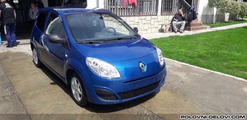 Renault Twingo Kompletan Auto U Del Kompletan Auto U Delovima