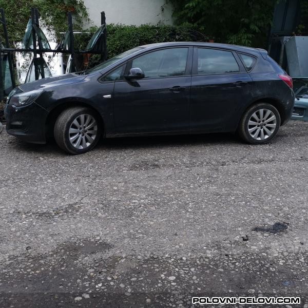 Opel Astra 1.7cdti Kompletan Auto U Delovima