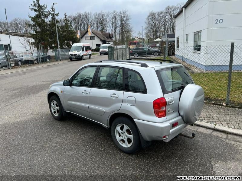 Toyota RAV 4 2.0d Kompletan Auto U Delovima