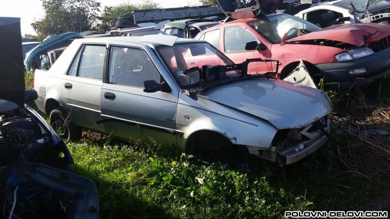 Dacia Solenza Polovni Delovi Kompletan Auto U Delovima