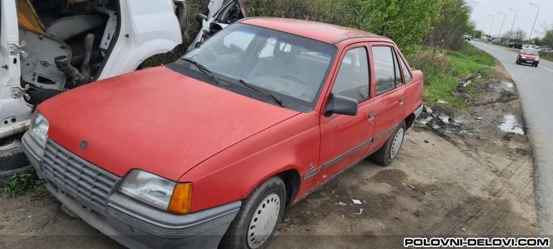 Opel Kadett Polovni Delovi Kompletan Auto U Delovima