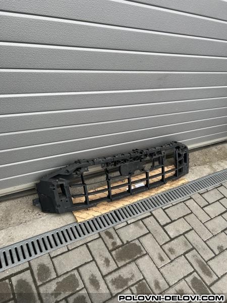 Audi Q8 Nosac Maske U Prednjem Braniku