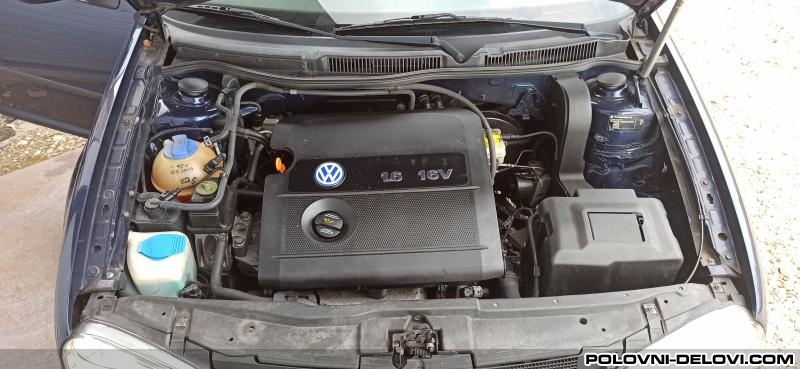 Volkswagen Golf 4 1.6 16v AZD Motor I Delovi Motora