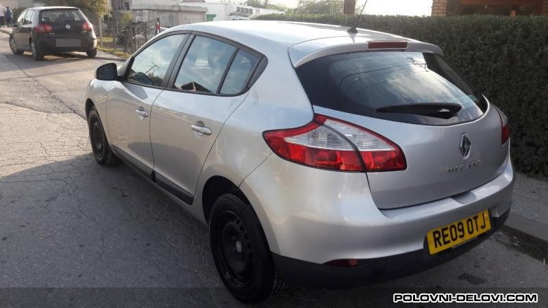 Renault Megane Gepek Staklo Stakla